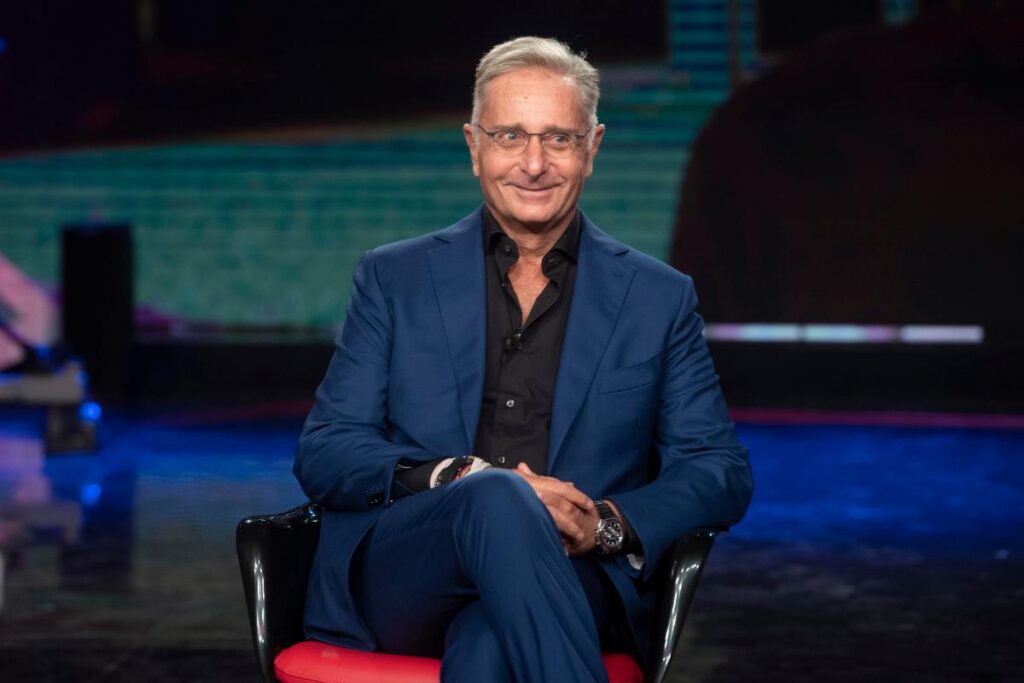 Paolo Bonolis, che studi ha fatto: la risposta sulla laurea che ha ...